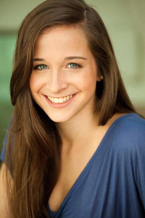 Annakathrin Naderer • Künstlerin auf musicalplanet.net