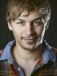 Dominik Hees • Künstler auf musicalplanet.net