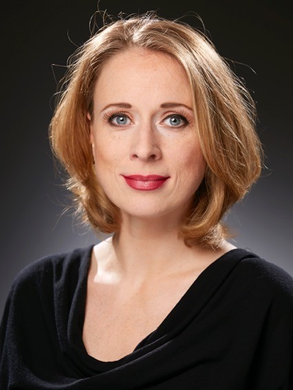 Katja Berg • Künstlerin auf musicalplanet.net