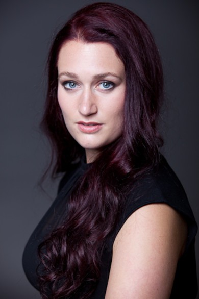 Anne-Marijn Smulders • Künstlerin auf musicalplanet.net